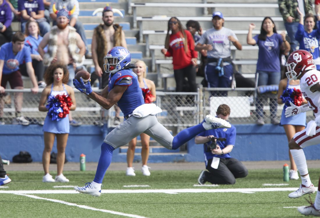 Senior WR Stephon Robinson Jr. latest Jayhawk to enter transfer portal ...